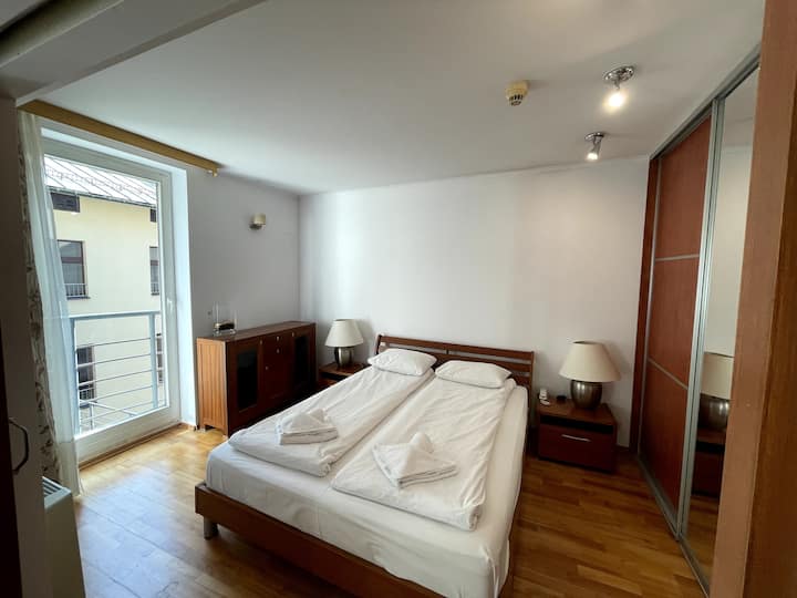 Old Town Flat 1br 50m2 Ac Lift - Krakow