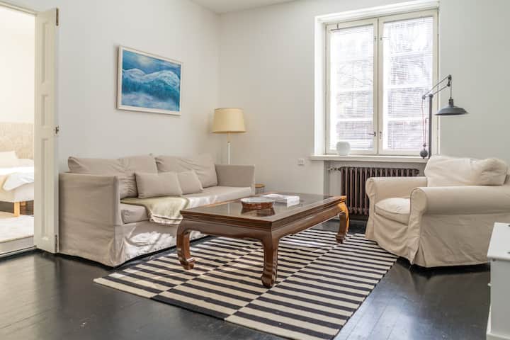 Spacious Apt In Vibrant Kallio - Helsinki