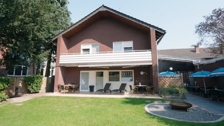 Landhaus Elkemann Für Gruppen - Enschede