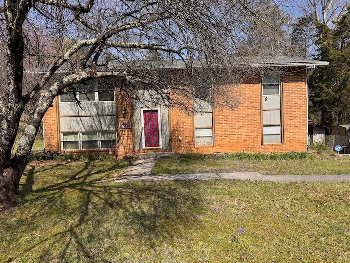 Steve Harvey Slept Here - Knoxville, TN