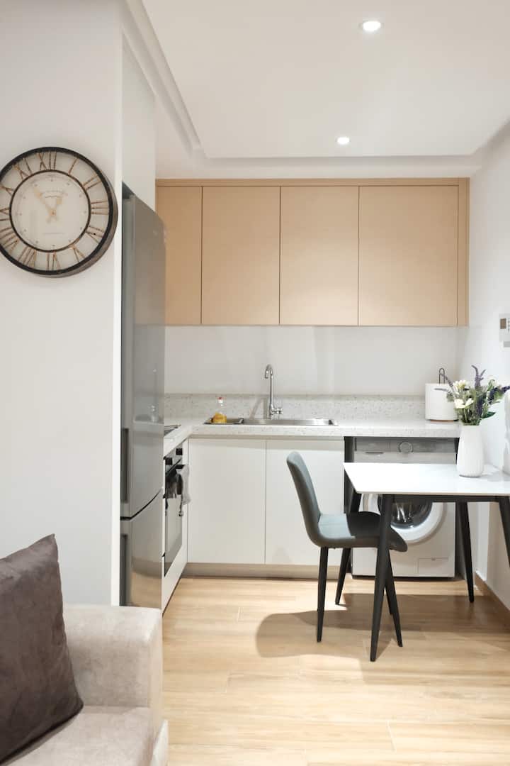 Seaside Port-brand New Suite - Пирей