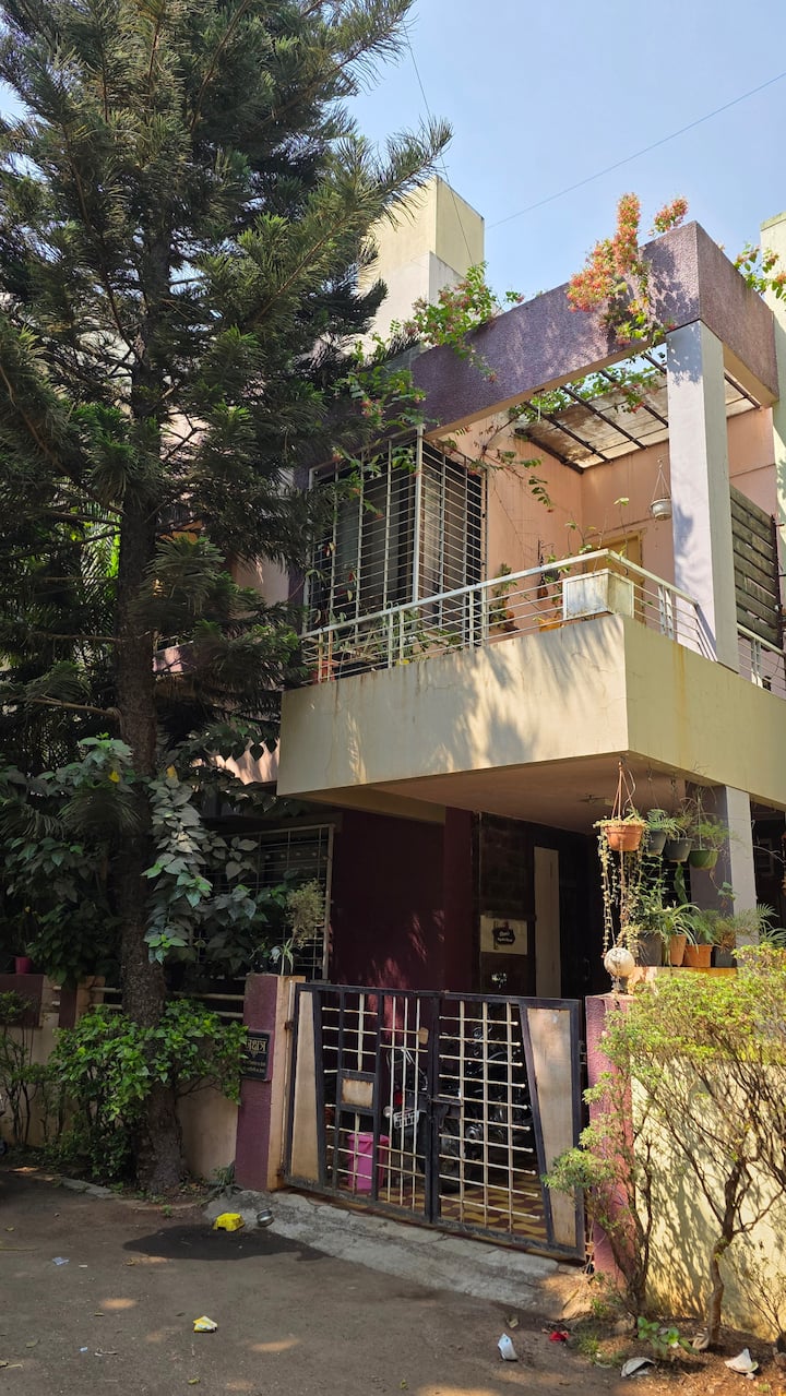 Fully Furnished 3bhk Bunglow In The Heart Of City - Nashik