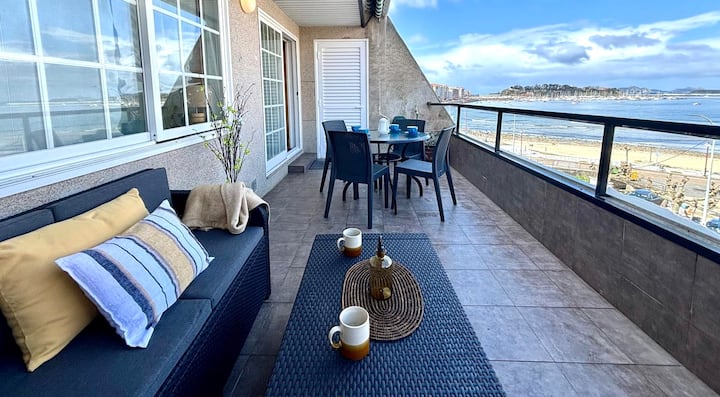 Holibai. Luceira Encantador Apto Frente A La Playa - Baiona