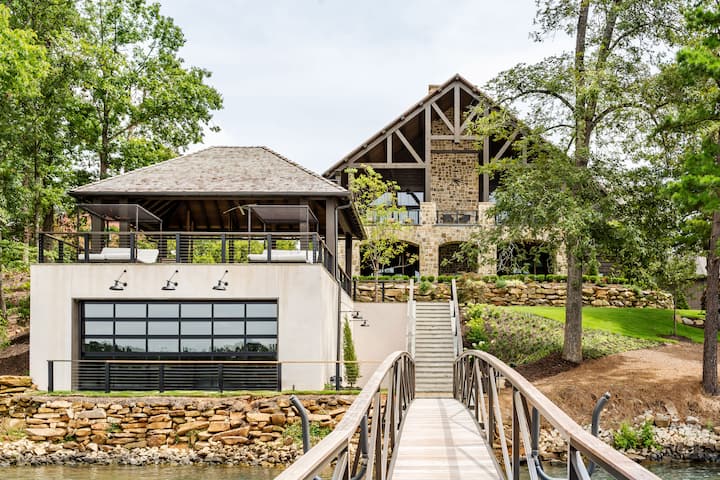 Ultra Exclusive Lake House In Clemson - Clemson, SC