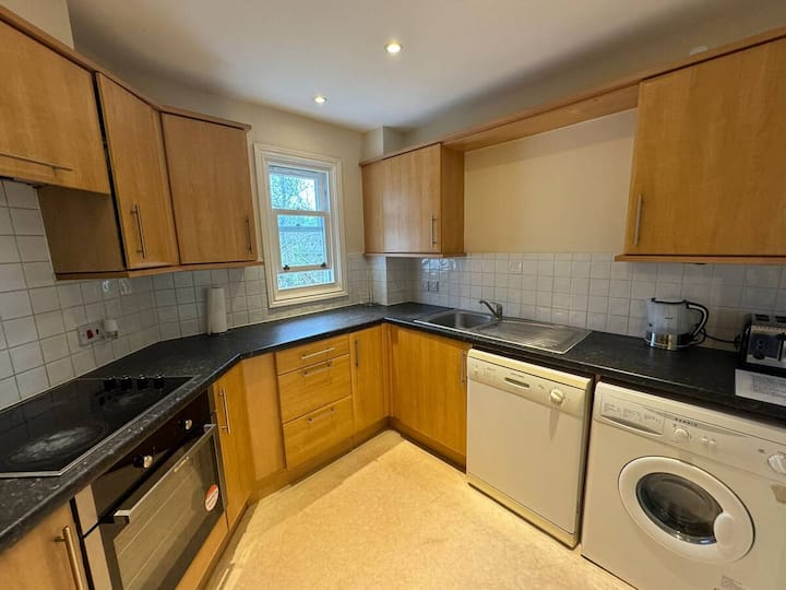 New Double Room Available. - Bromley