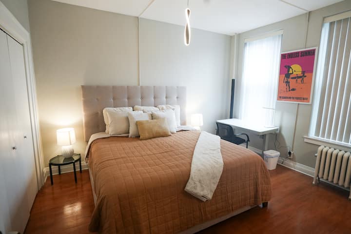 Soleil Suites #6 | Lux 1br | Downtown Loring Park - Minneapolis, MN