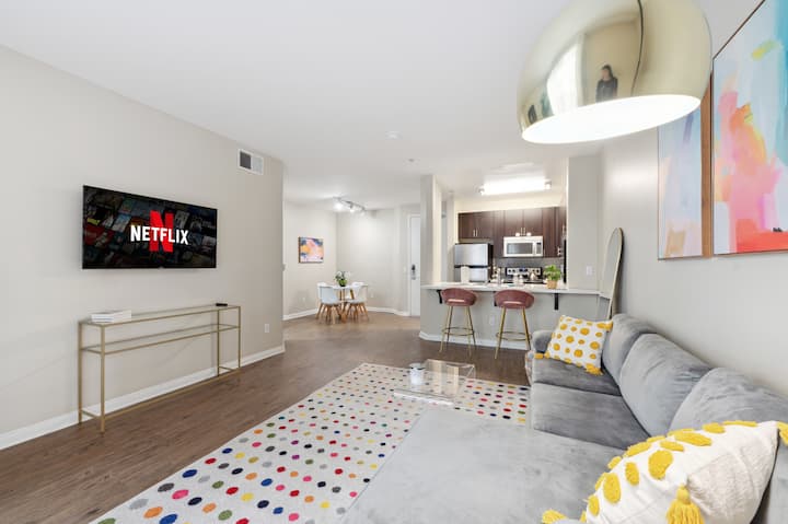 1bd 1bath In Mdr! Free Parking And Pool! - Marina del Rey