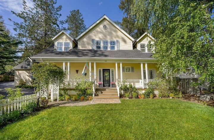 Newer Nevada City Farmhouse - Nevada City, CA
