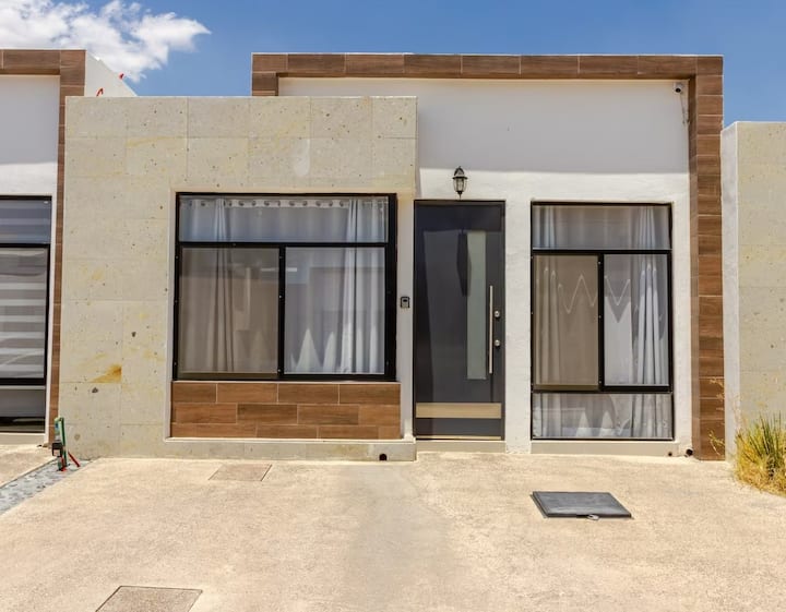 Casa Sabinos -Reserva Bosque Sereno A 8 Min Centro - Aguascalientes