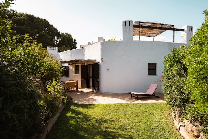 Peaceful, Private Garden Apartment With Pool - Praia da Luz