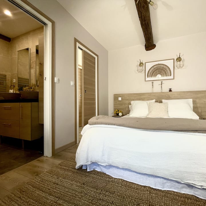 Chez Délicia:chambre Moderne Avec Vue ,Piscine   . - Arnac-Pompadour