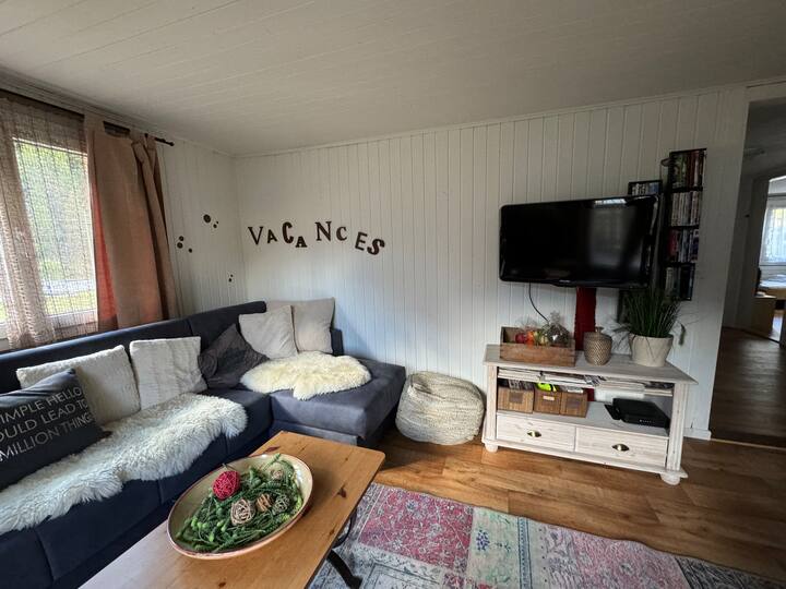 Charming Swiss Apartment - Saas-Grund