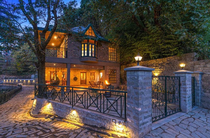 Lusso 3 Br Villa With Pool Kasauli Himachalpradesh - Kalka