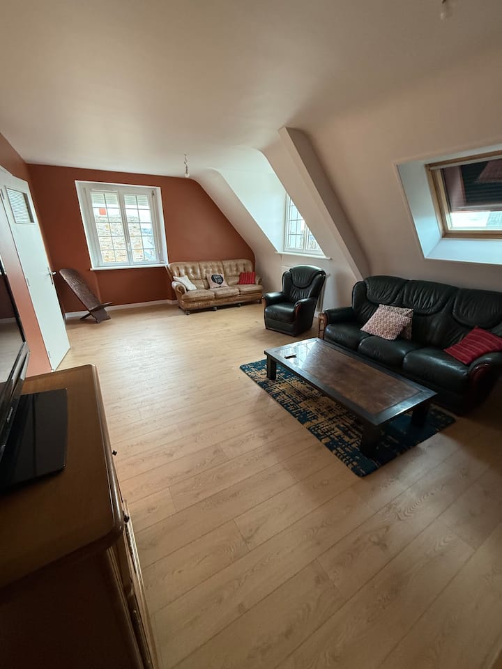 Grand Appartement Centre Ville - Plougasnou