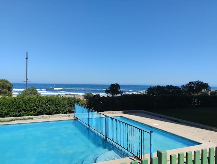 Departamento, Exclusiva Vista Al Mar, 1era  Línea - El Tabo