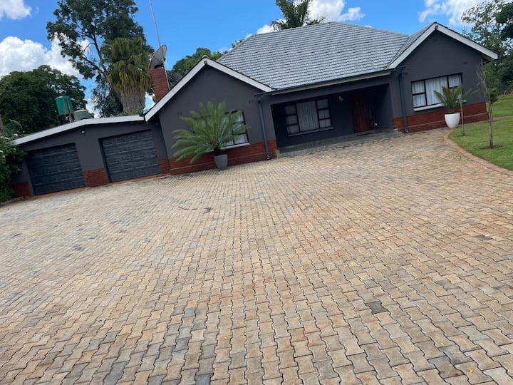 No17 The Garden Oasis - Harare