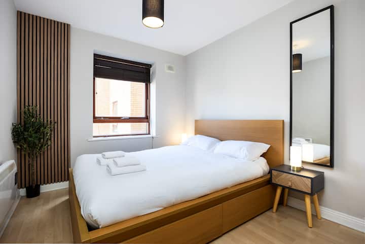 Scandinavian-inspired 2bed Near River Liffey - Dublín