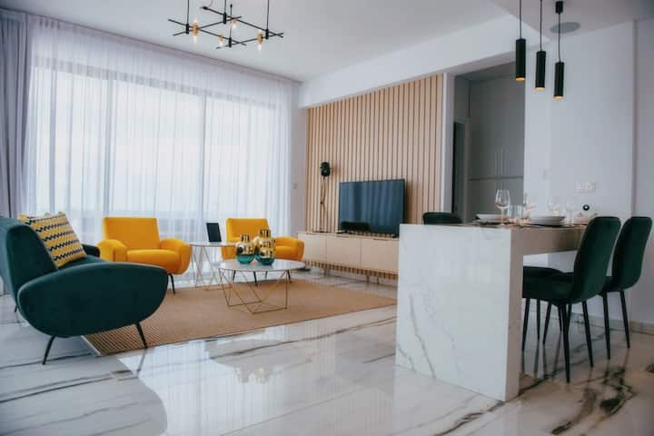 Luxury 2br Penthouse W/ Pool - Paphos