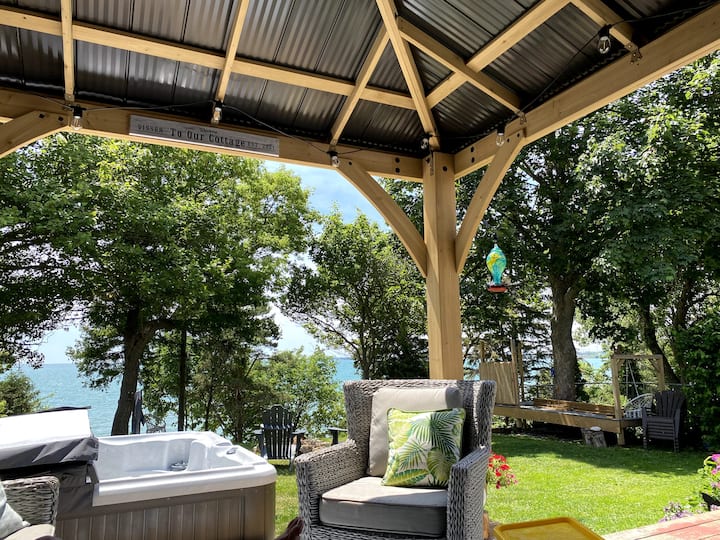 Waterfront Cozy Cottage - Ontario