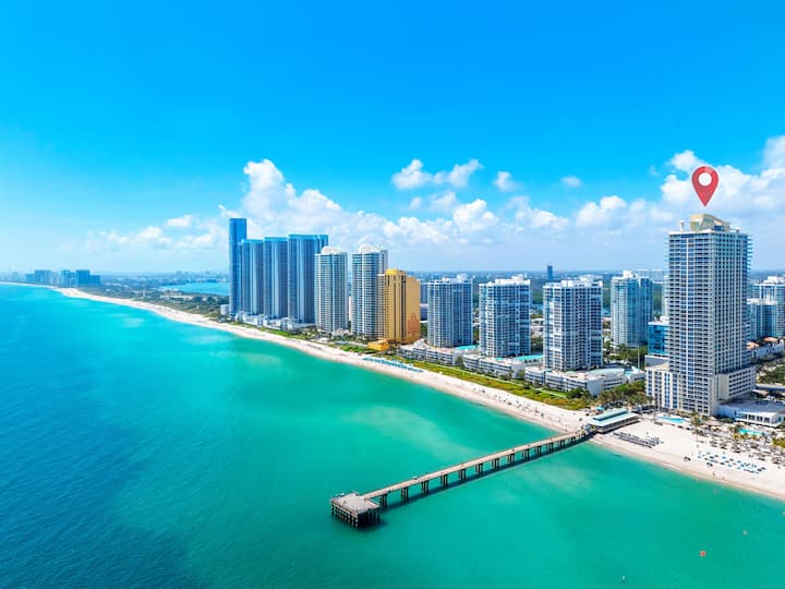 One Bedroom Waterfront Ocean Views Sunny Isles - Sunny Isles Beach, FL