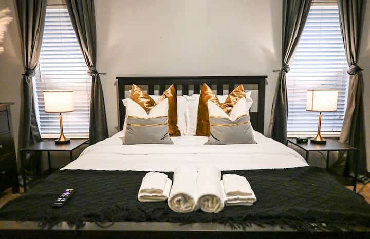 Chic 1br Near Uptown | Walk To Optimist Hall | - Charlotte