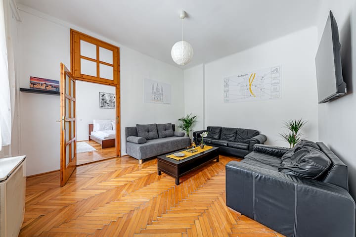 Heart Of The City - Spacious Apartment -By Astoria - Budapest