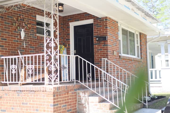 Cozy 2 Bedroom Home Downtown-king And Queen Beds - Augusta, GA