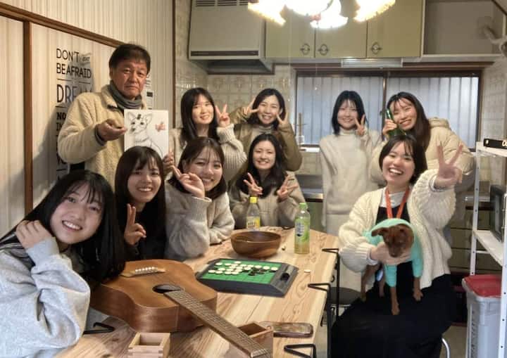 Room1a(1~4名) 大阪と奈良を結ぶJr大和路線の真ん中。田舎で静かにお休みください - Japan