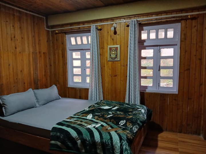 Nuri"s Premium Homestay - Rishop