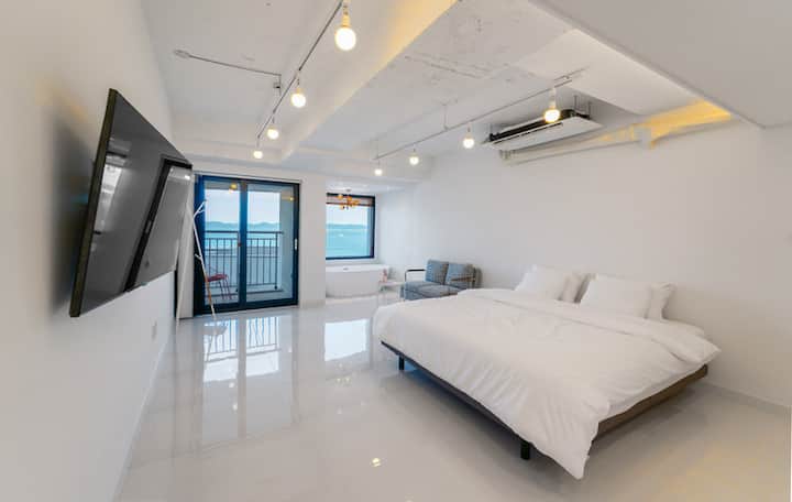 오션뷰 A202 포항영일대, 스페이스워크, 라메르웨딩, 야경이 예쁜 카페, 주방 구비 - Pohang-si