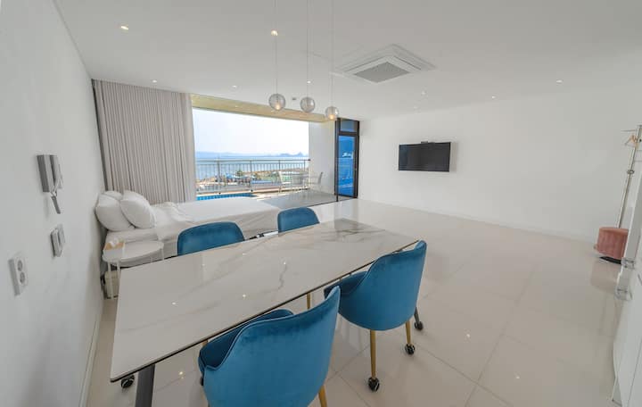 오션뷰 B102 포항영일대, 스페이스워크, 라메르웨딩, 야경이 예쁜 카페, 주방 구비 - Pohang