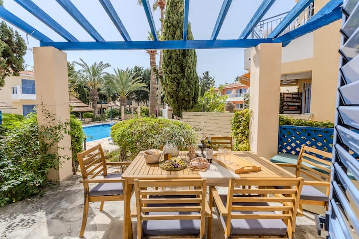 Regina Gardens Antique Tranquility - Paphos