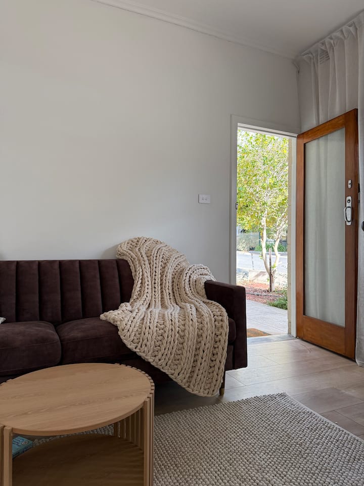 Mediterranean Style Villa Next To Tanunda Main St - Barossa Valley