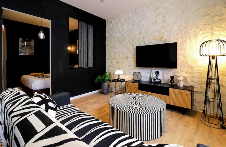 Vasarely 40m2 Chic Et Moderne - Nîmes