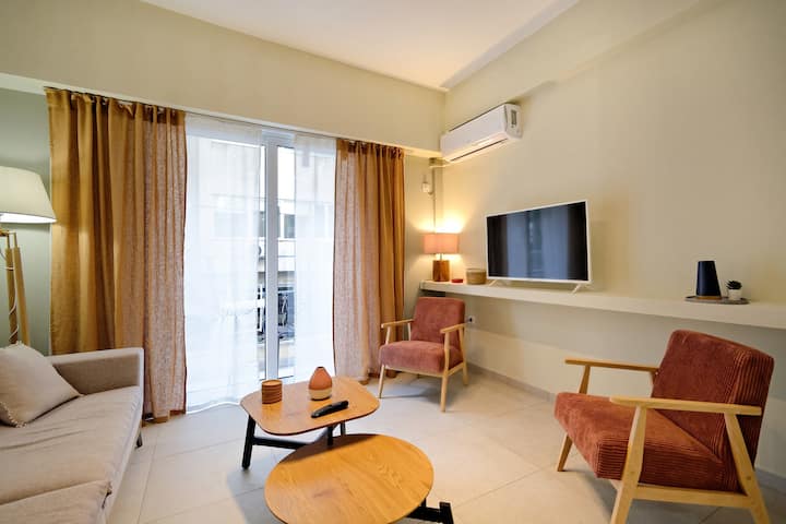 Modern Comfort Meets Bohemian Vibes In Exarcheia - Athens