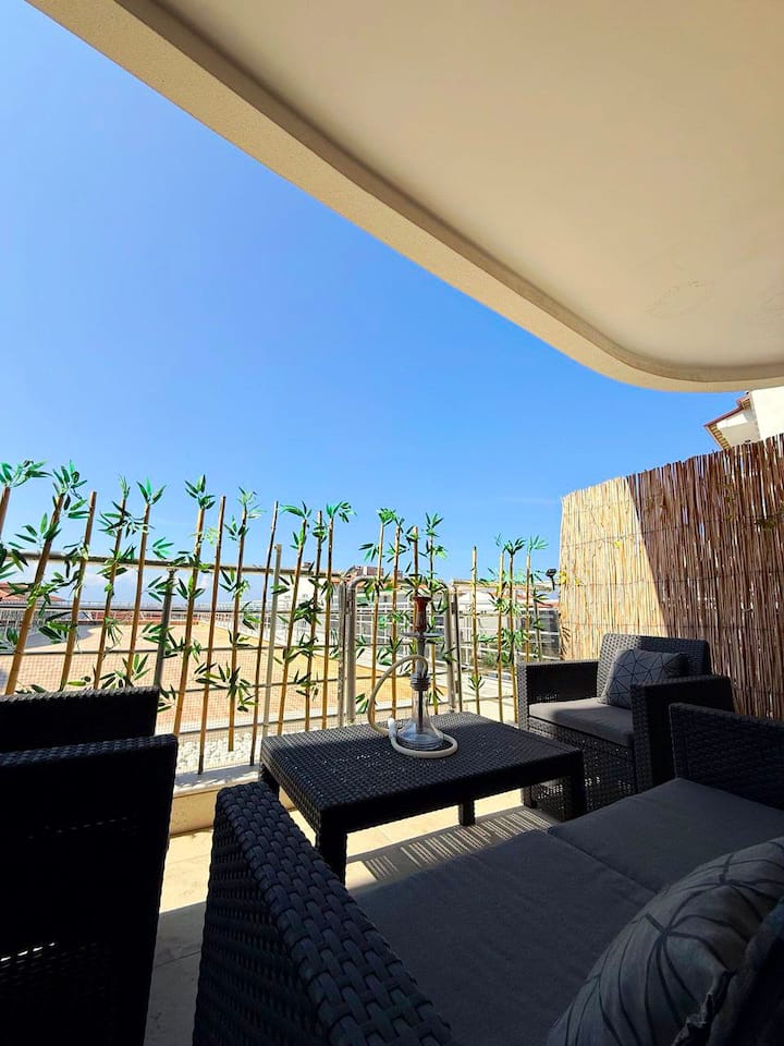 Luxury Apt With Terrace & Pool - Kuşadası