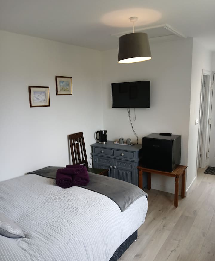 The Suite At No 5 - Narberth