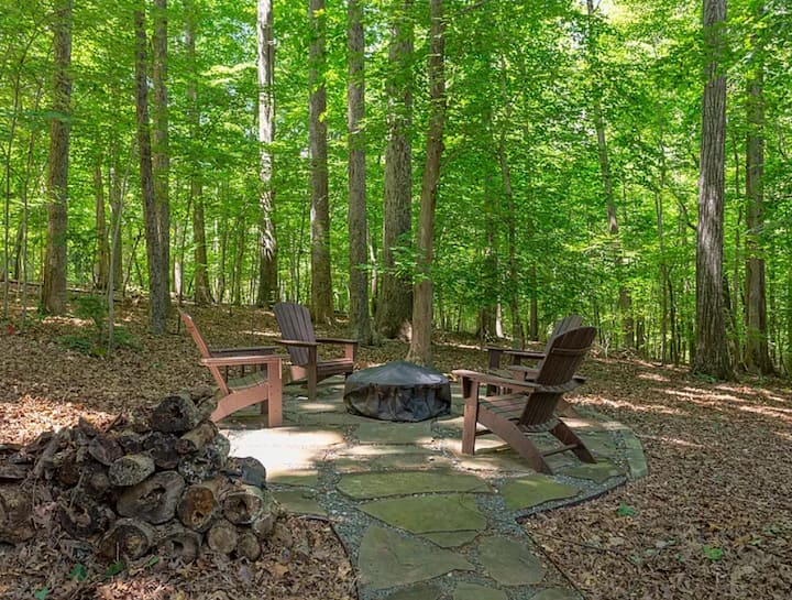 Parker Preserve Treehouse - Chapel Hill, NC