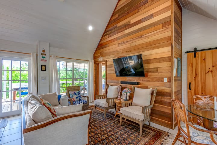 Charming 2 Bedroom Cottage - バハマ