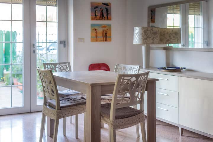 Trilocale Con Giardino Privato, 4 Posti - Centro - Gaète