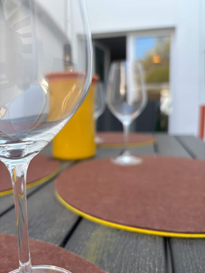 Charmantes Eg-apt. Mit Terrasse - Neuss