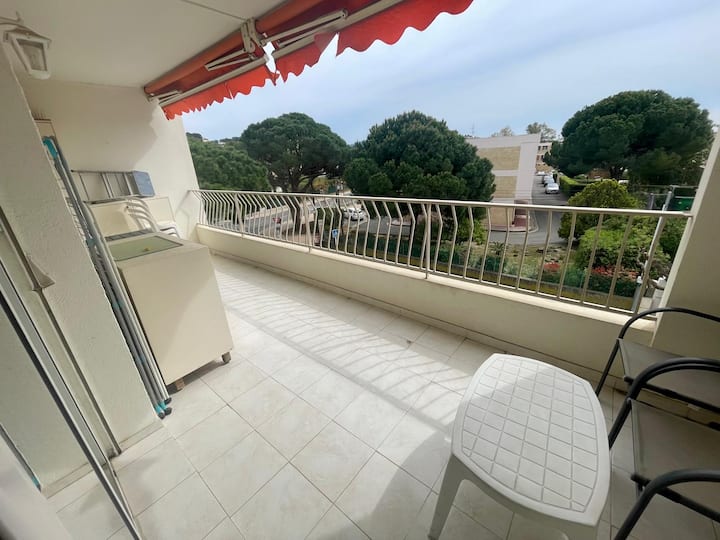 Joli T2 Proche Plage Et Commerces. Grand Balcon - Sanary-sur-Mer
