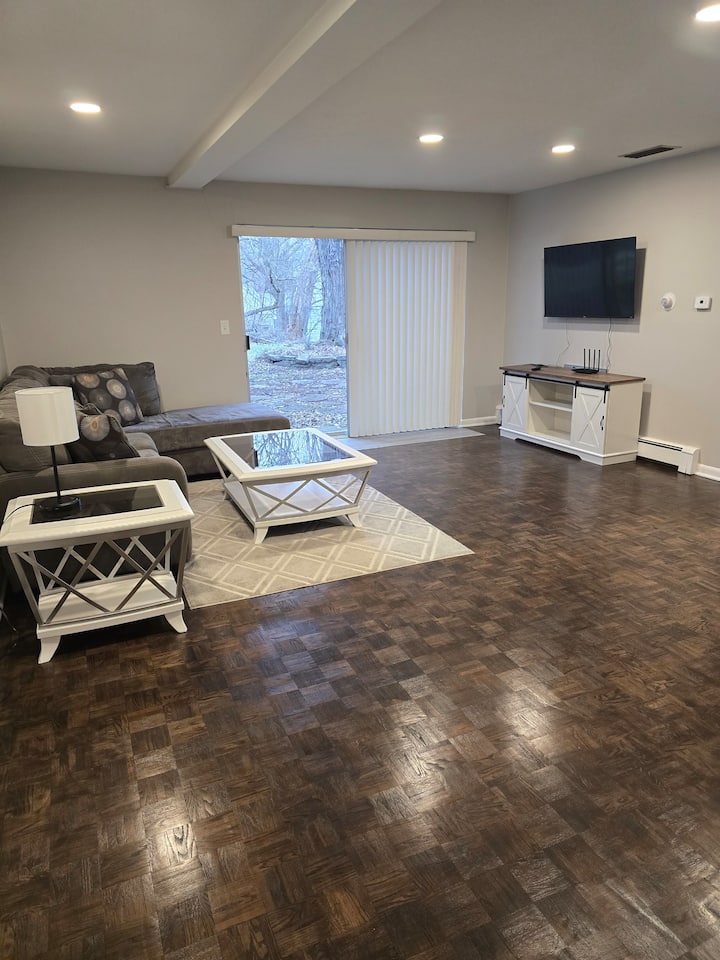 Apartment In Greater Cincinnati - Covington, KY