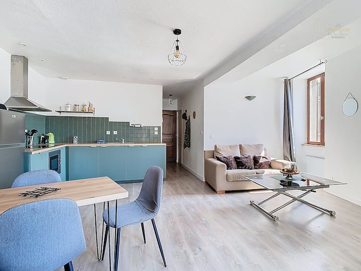 Le Duplex : 65m2, Hyper-centre, 2 Chambres, 6 Pers - Lac de Paladru