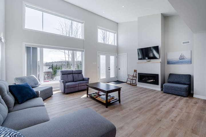 Hôtel à La Maison - Le Trio, Golf Et Ski! - Thetford Mines