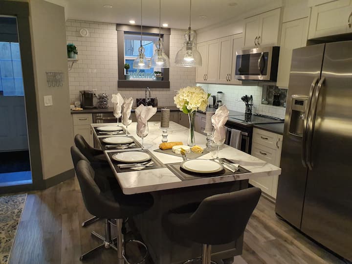 Highridge Suite Escape - Comox