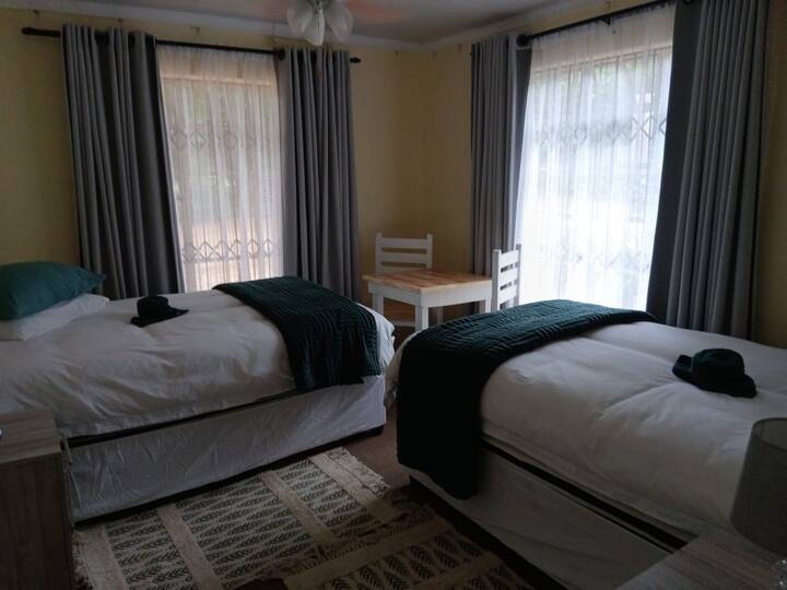 Forest Room - The Haven Guesthouse 2 - Estcourt