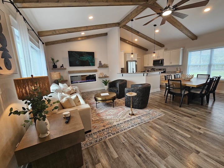 Upscale New Construction Ranch - Middletown, OH