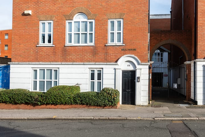 Large Groups Stays | Whole Building - Oxfordshire