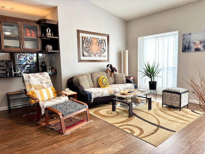 1bd+office, Great Location! - Midway Hollow - Dallas